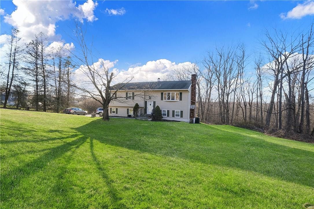 3 Robin Lane, Brewster, NY 10509 | Zillow