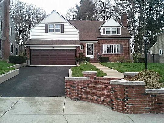 75 Gaskill St, Woonsocket, RI 02895 | Zillow
