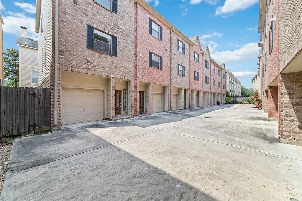 2904 Chenevert St UNIT N, Houston, TX 77004 | Zillow