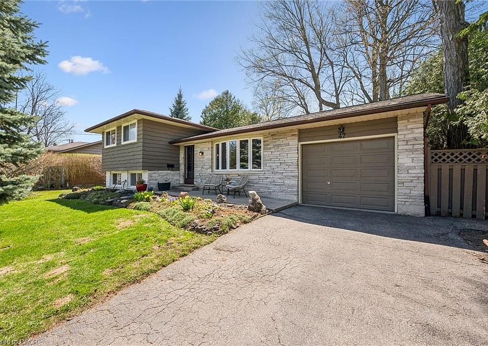 47 Hillcrest Ln, Kitchener, ON N2K 1S9 | MLS #40822926 | Zillow