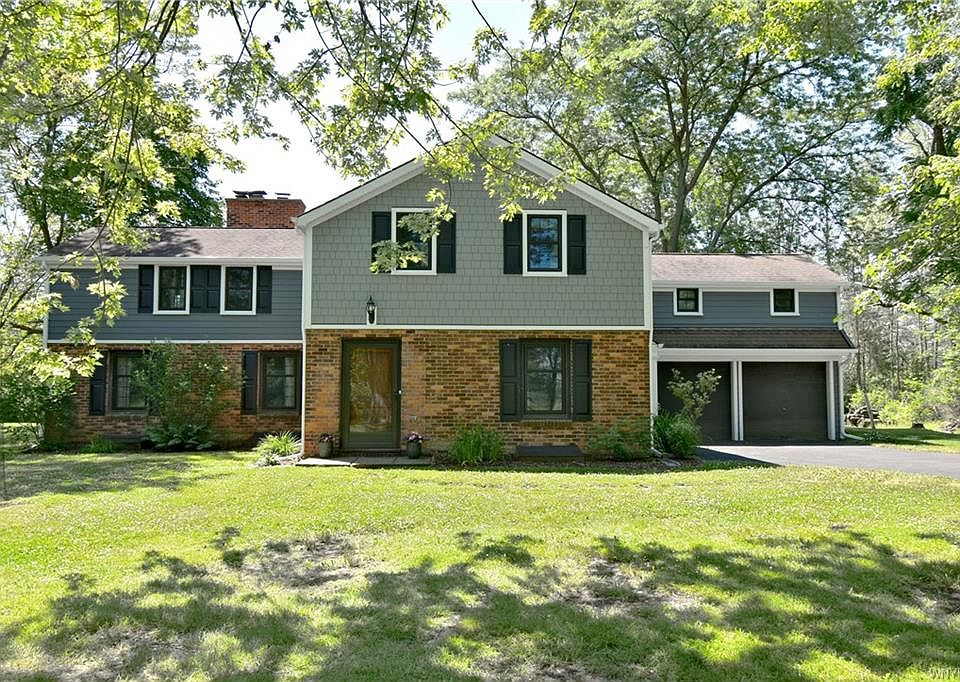 803 Sturgeon Point Rd, Derby, NY 14047 | Zillow