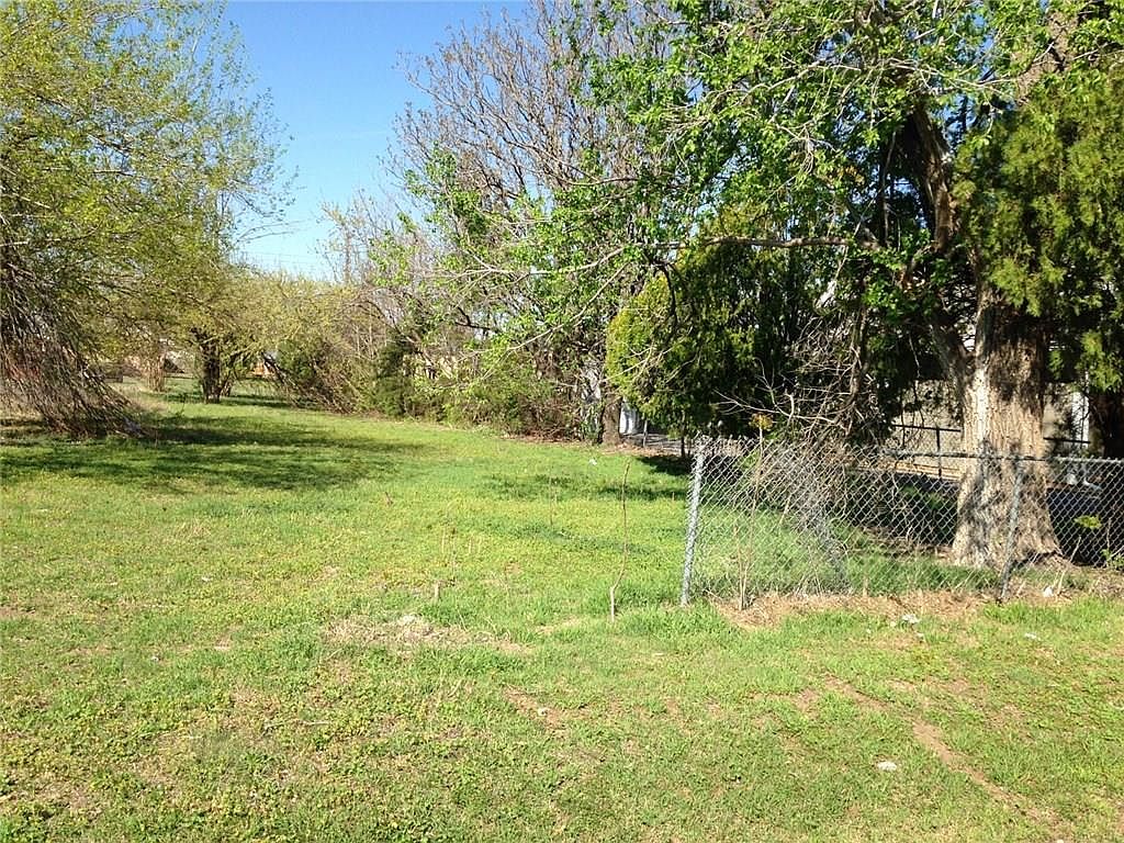 708 SW Caddo St #5, Minco, OK 73059 | Zillow