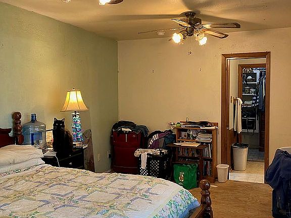 500 Whitehead St, Smithville, TX 78957 | Zillow