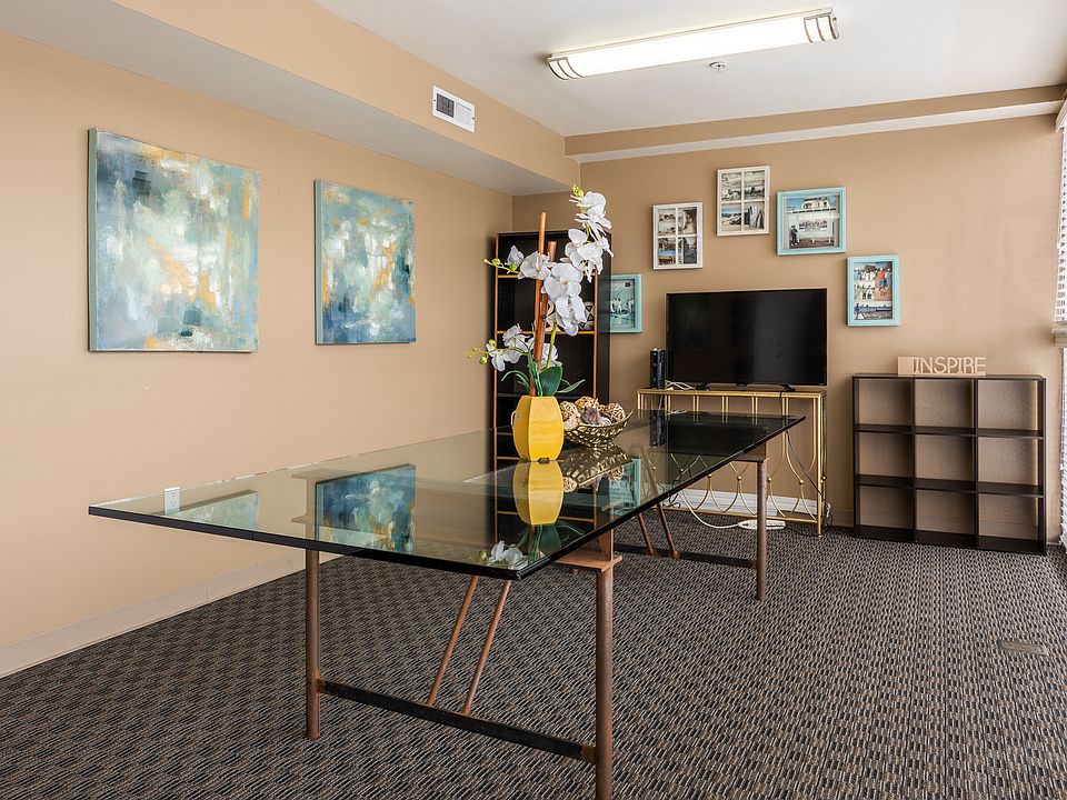 Parc Ridge Apartments - 9555 Reseda Blvd Northridge CA | Zillow