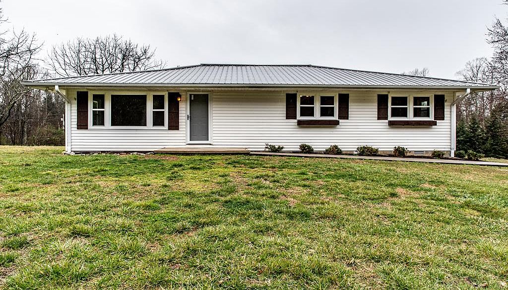 2074 Ditty Rd, Cookeville, TN 38506 | Zillow