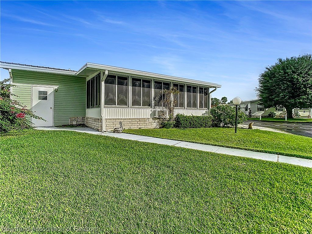 395 Pine Loop #1, Frostproof, FL 33843 | Zillow