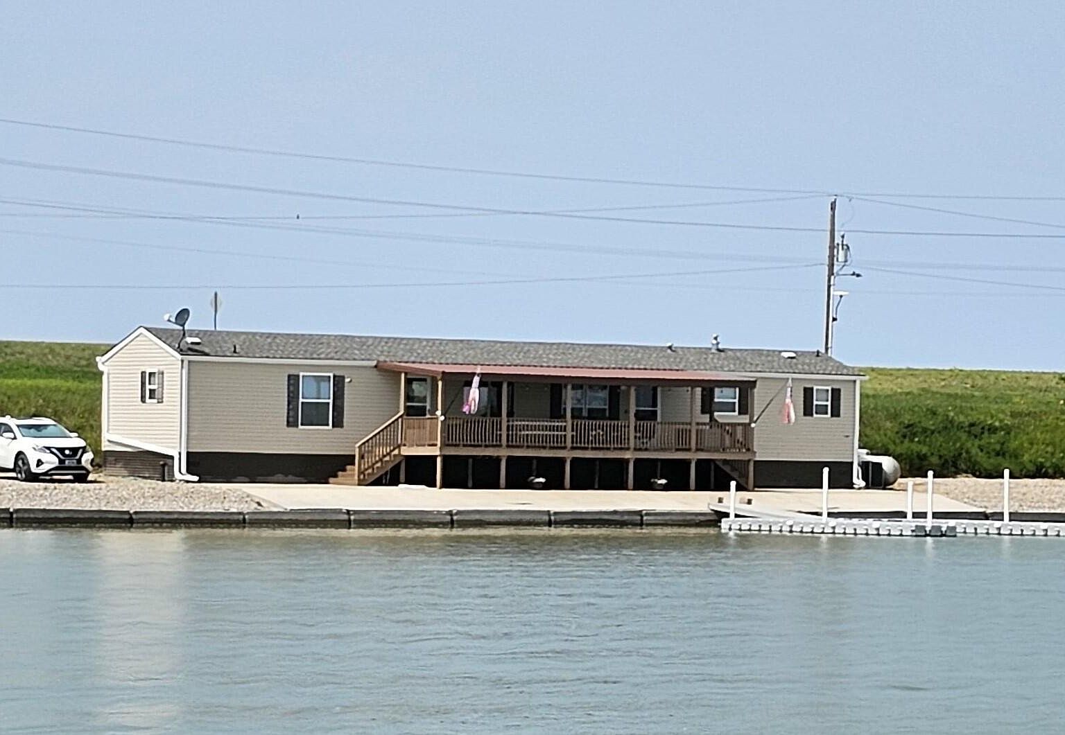 420 W Lakeview Ln, Dawson, ND 58428 | MLS #4012618 | Zillow