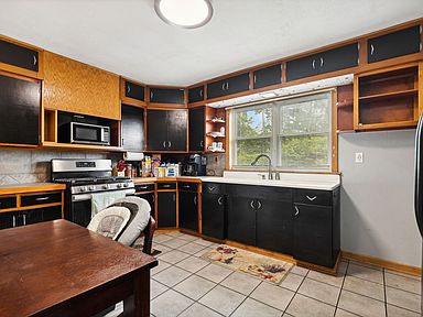 9010 Ramble Rd, Wonder Lake, IL 60097 | Zillow