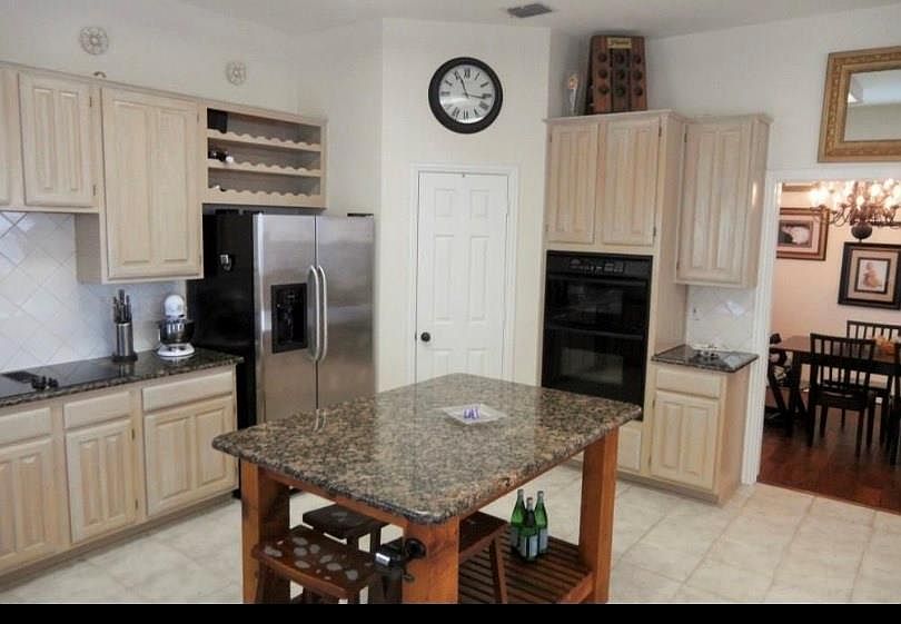 7713 Heather Ridge Ct, Irving, TX 75063 | Zillow