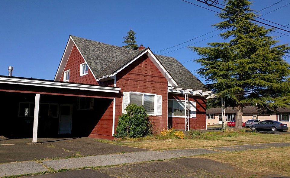 1033 3rd St, Cosmopolis, WA 98537 | Zillow
