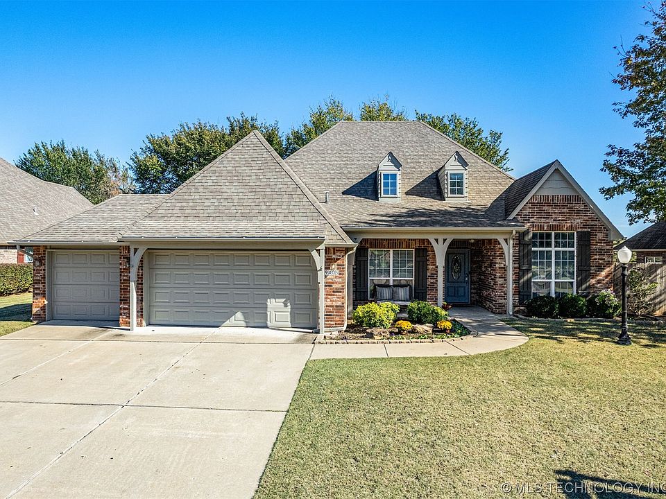 9405 N 105th East Ave, Owasso, OK 74055 | Zillow