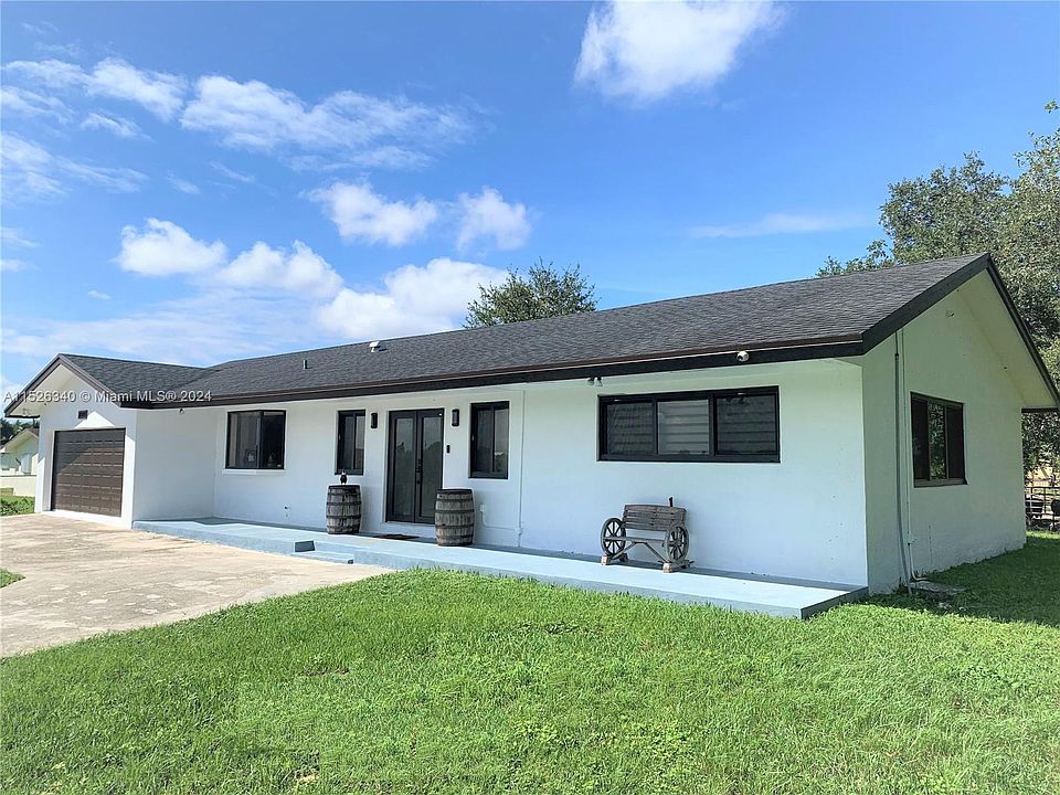 20465 SW 200th St, Miami, FL 33187 | Zillow