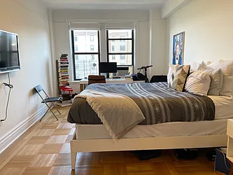 425 Riverside Drive #6F in Morningside Heights, Manhattan | StreetEasy