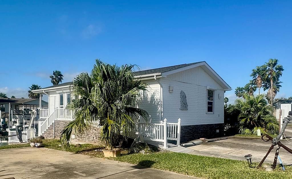 696 E Clam Cir, Port Isabel, TX 78578 | MLS #103077 | Zillow