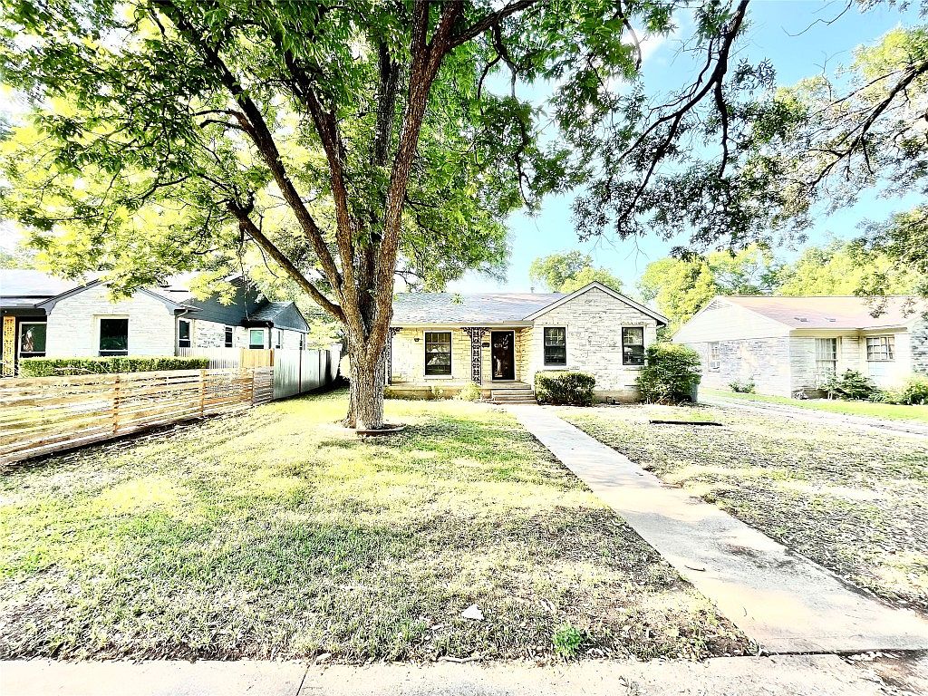 1119 Engle Ave, Dallas, TX 75224 | Zillow