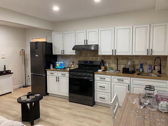 5423 69th St #1, Maspeth, NY 11378 | Zillow