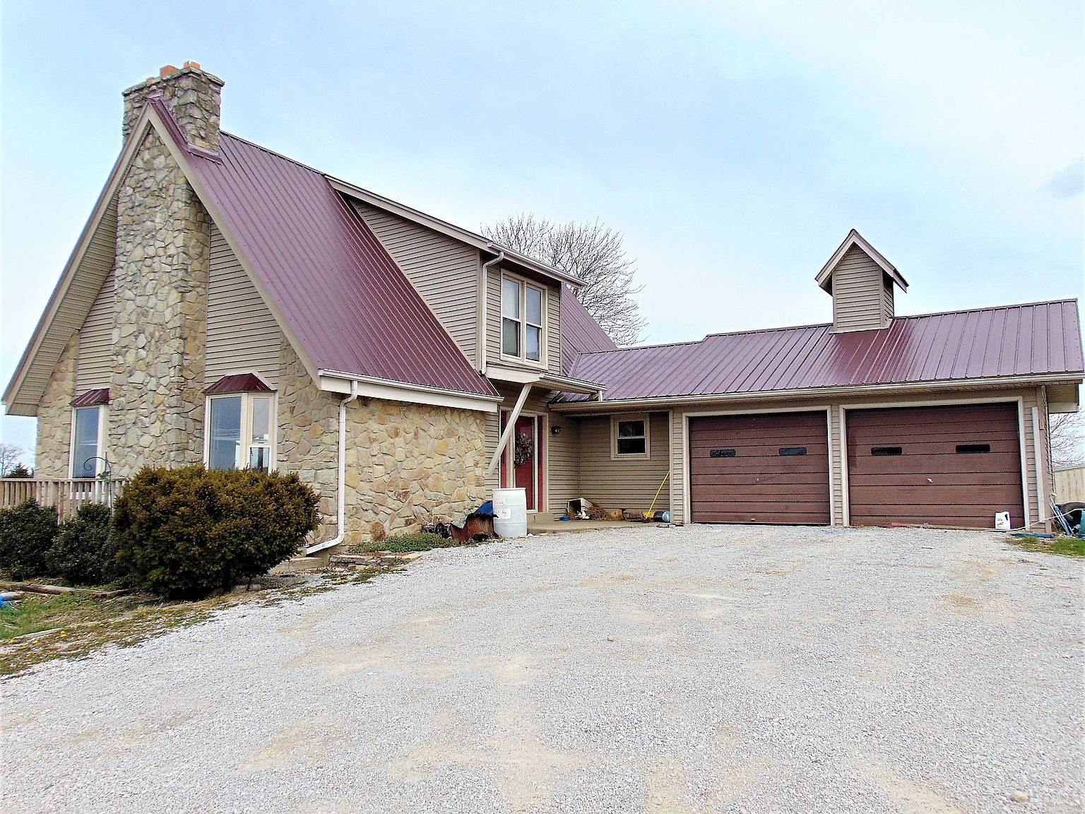 1080 George Beaven Rd, Loretto, KY 40037 | Zillow