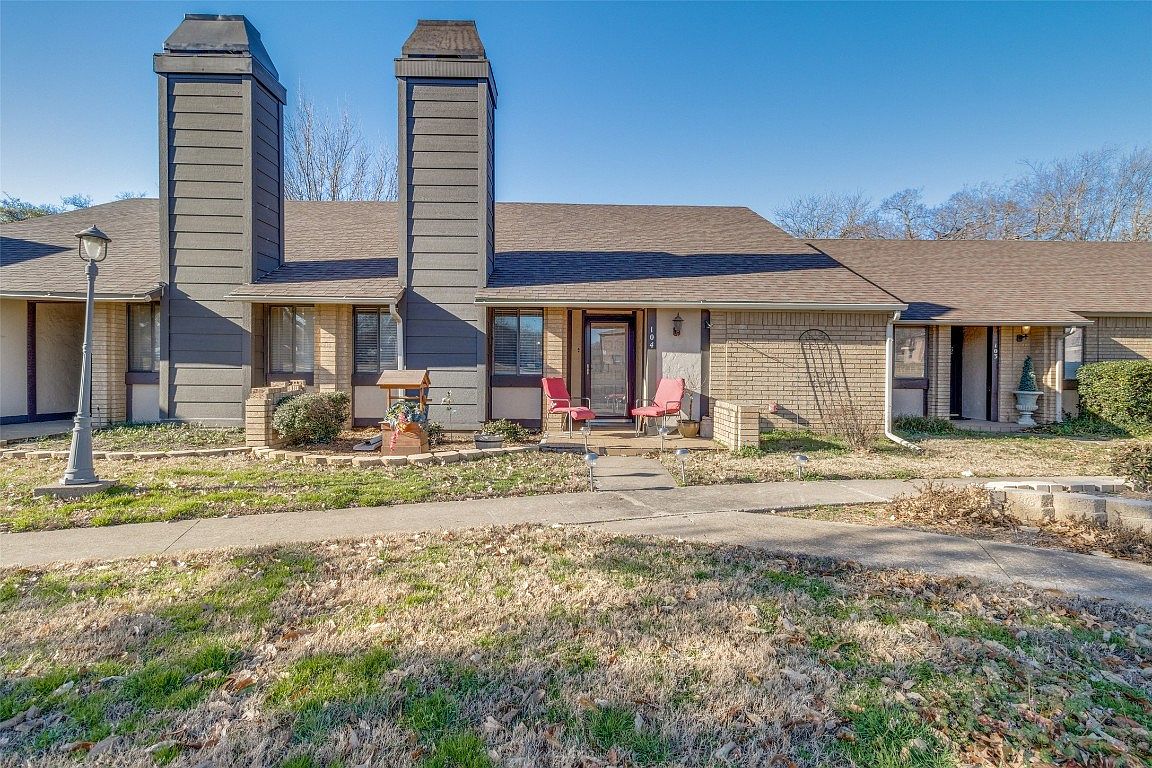 801 W Russell Ave APT 104, Bonham, TX 75418 | Zillow