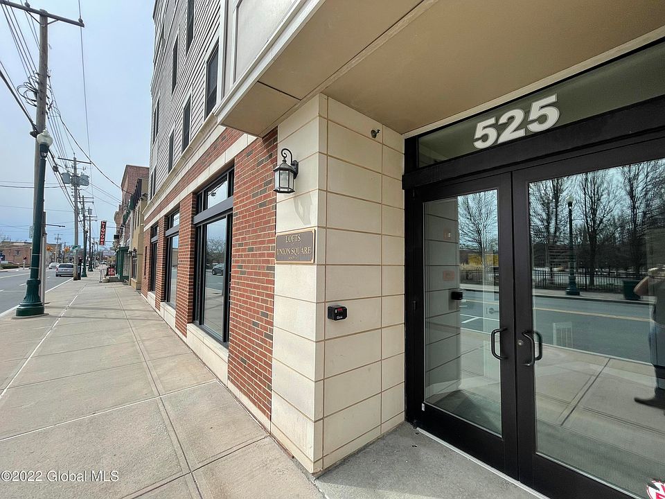 525 Union St, Schenectady, NY 12305 | MLS #202317193 | Zillow