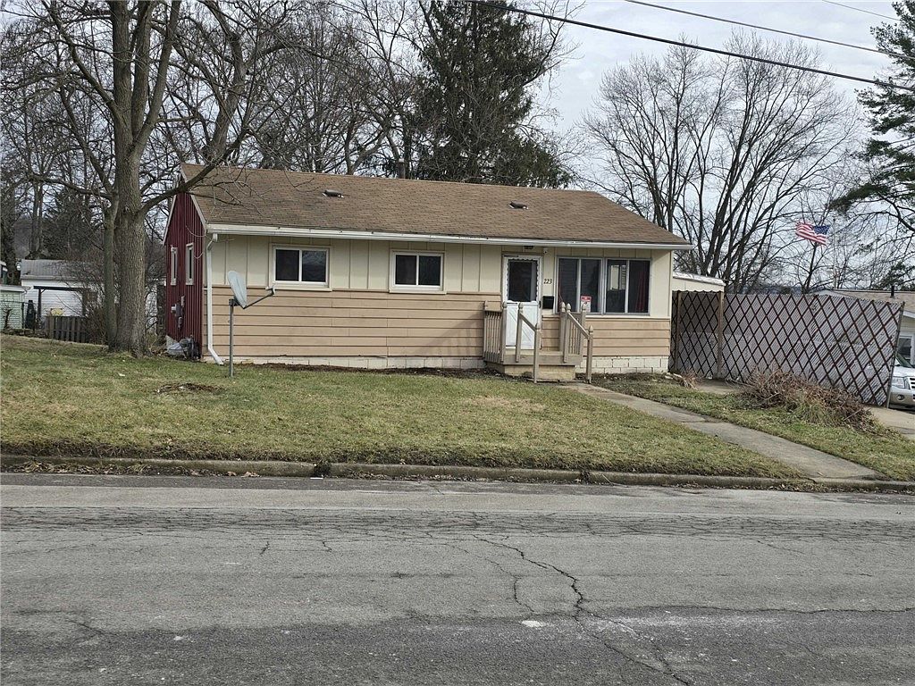 223 Emerson Ave, Farrell, PA 16121 | MLS #1690545 | Zillow