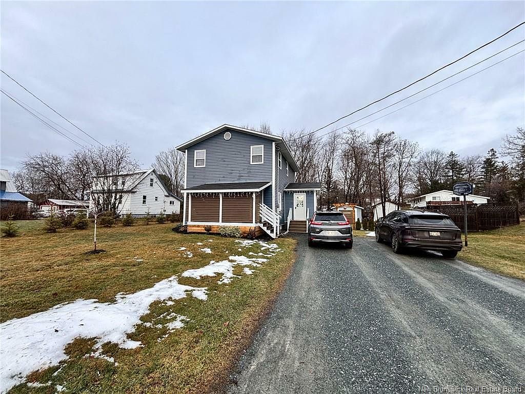 148 Elm St, Woodstock, NB E7M 1R9 | Zillow