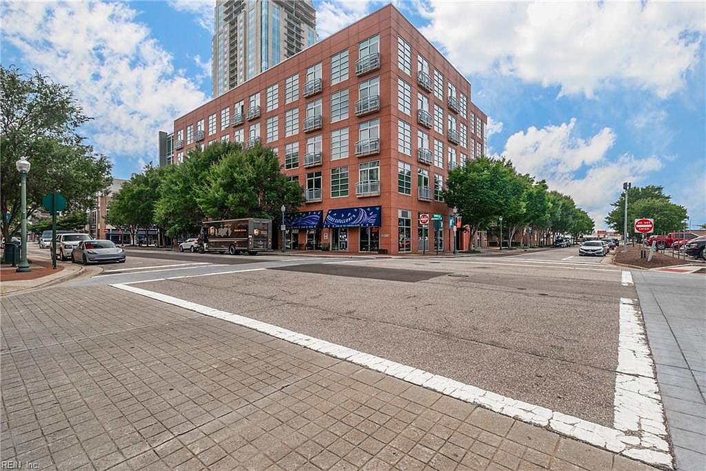 221 Market St UNIT 321, Virginia Beach, VA 23462 | MLS #10545781 | Zillow