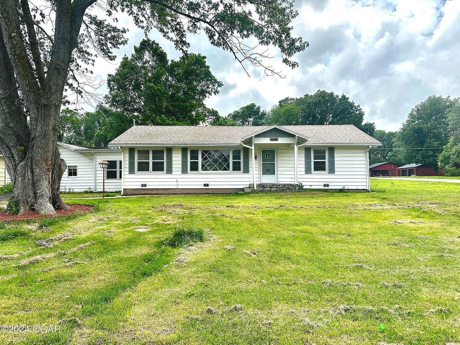 1505 Robertson Ave, Carthage, MO 64836 | MLS #243074 | Zillow