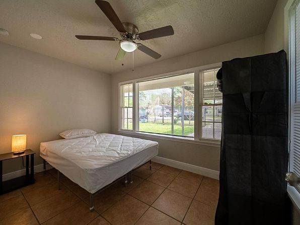 77076 Real Estate - 77076 Homes For Sale | Zillow