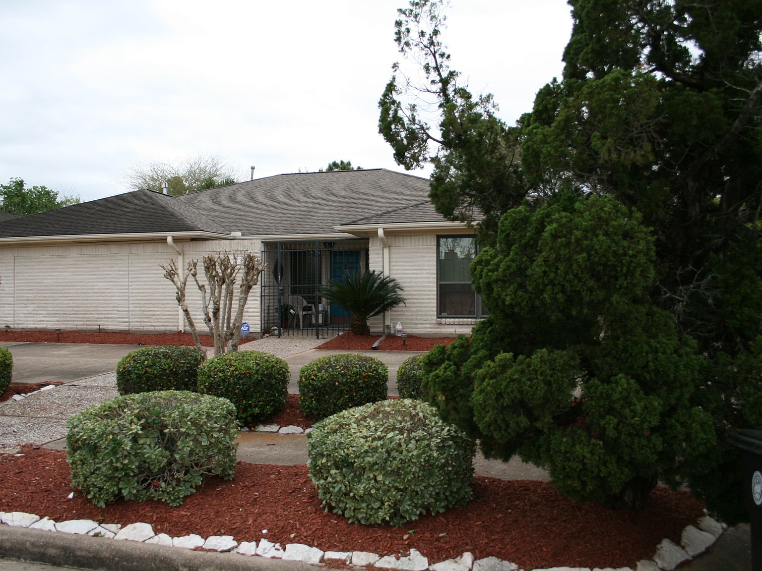 7619 Coachwood Dr, Houston, TX 77071 | Zillow