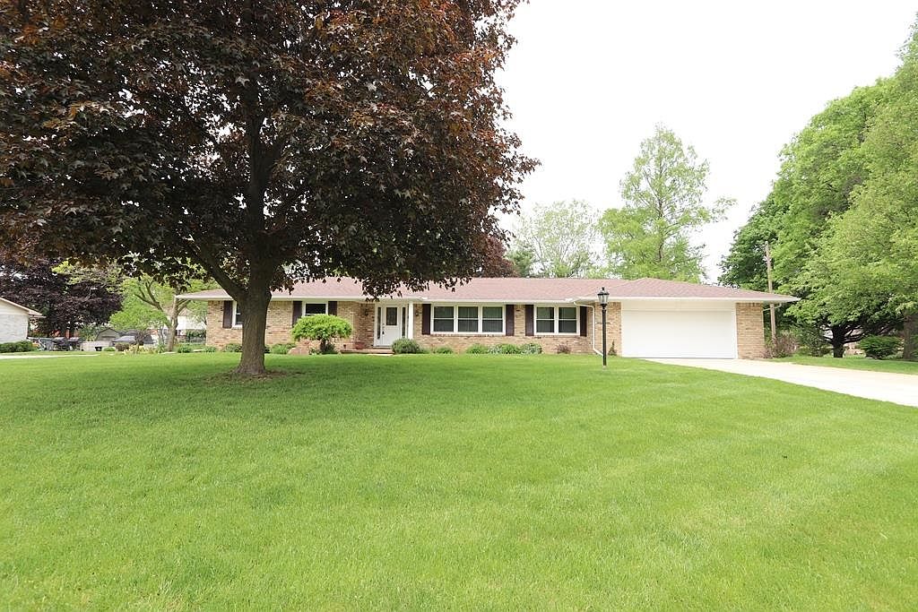 6528 Rustic Ridge Trl, Grand Blanc, MI 48439 | Zillow