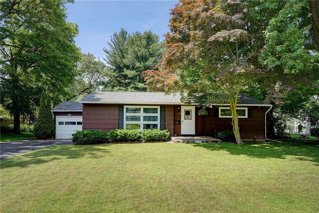 28 Berna Ln, Rochester, NY 14624 | Zillow