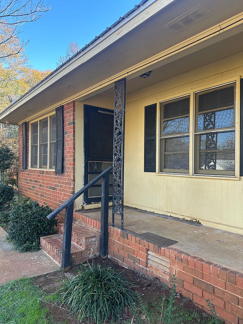 145A Springtree Rd, Athens, GA 30605 | Zillow