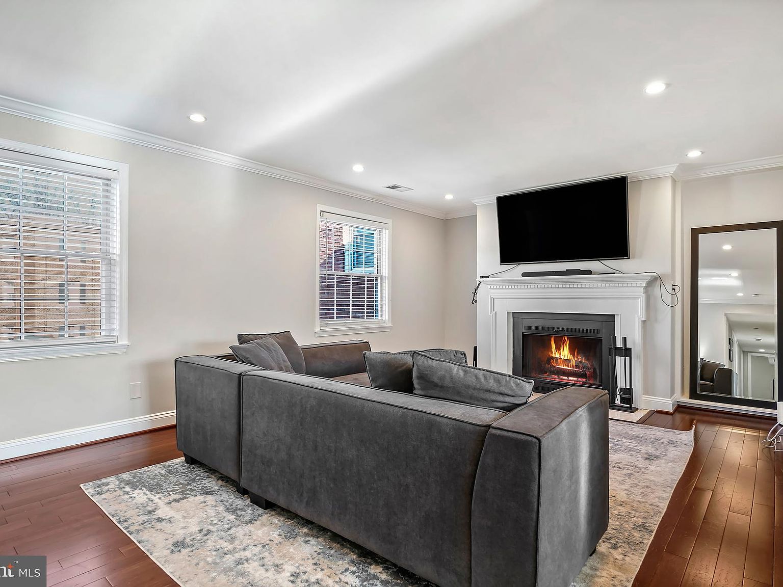 2009 37th St SE APT 301, Washington, DC 20020 | MLS #DCDC2119158 | Zillow