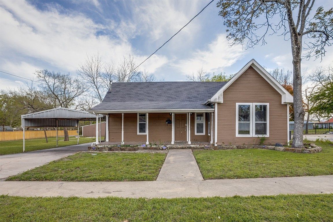 116 Houston St, Farmersville, TX 75442 | Zillow