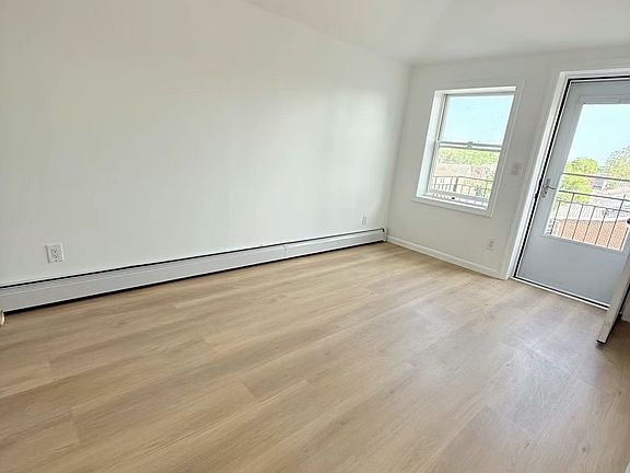 19906 47th Ave #2F-L, Flushing, NY 11358 | Zillow