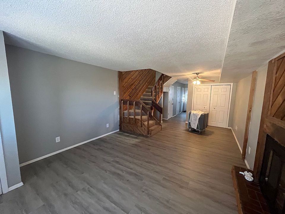 1235 E GUINEVERE ST Springfield MO | Zillow