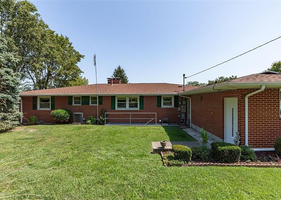 405 Rozier St, Sainte Genevieve, MO 63670 | Zillow