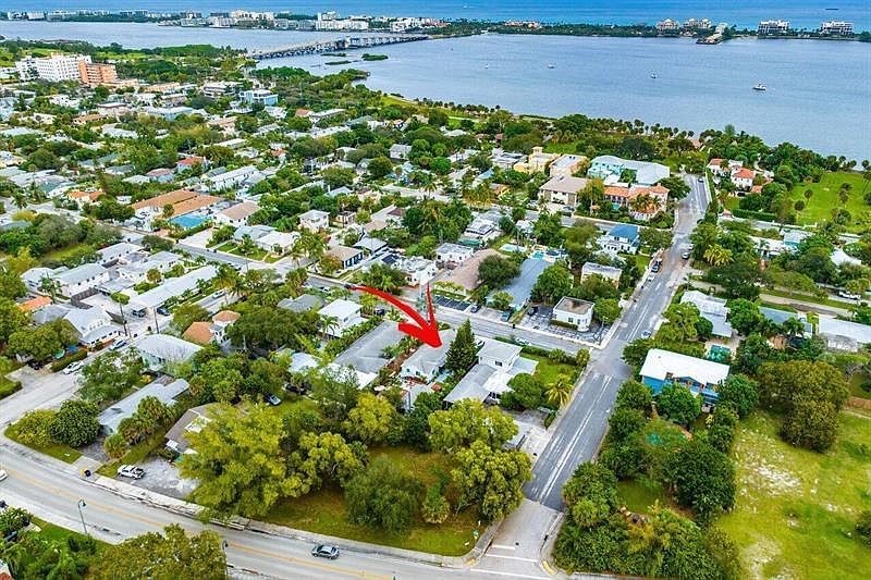 417 S Ocean Breeze St APT 1, Lake Worth, FL 33460 | Zillow
