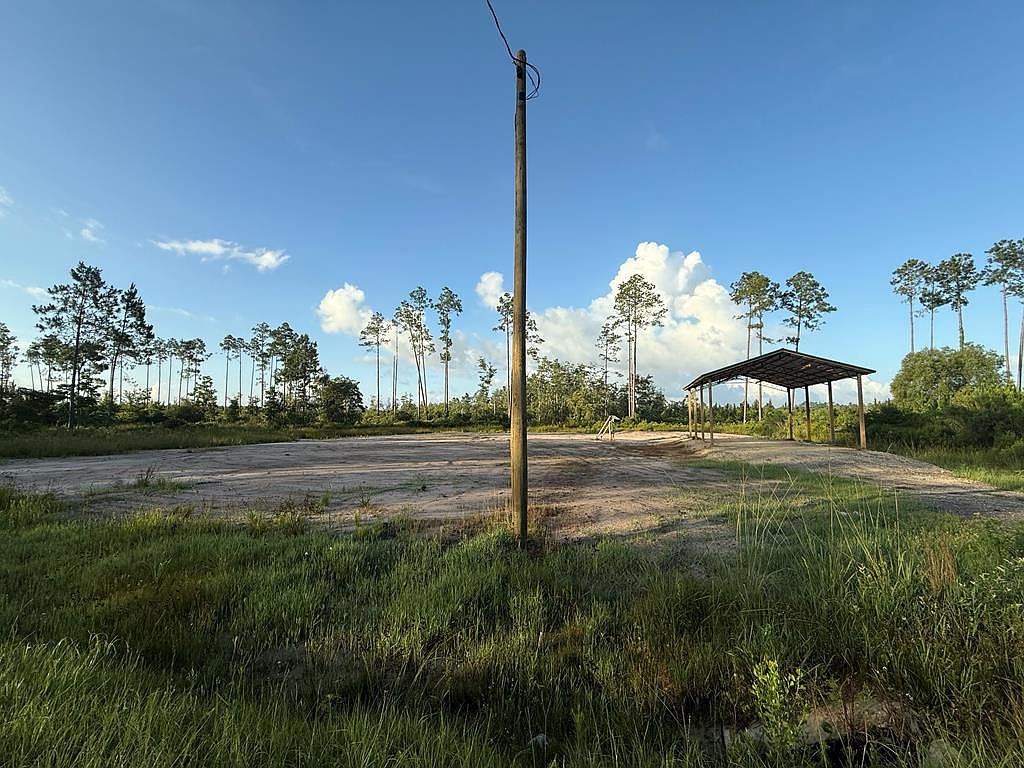 6312 Doc Whitfield Rd, Wewahitchka, FL 32465 | Zillow