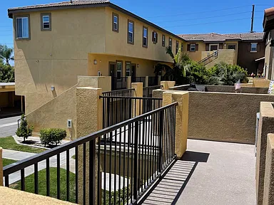 12672 Dale St Garden Grove Ca Zillow