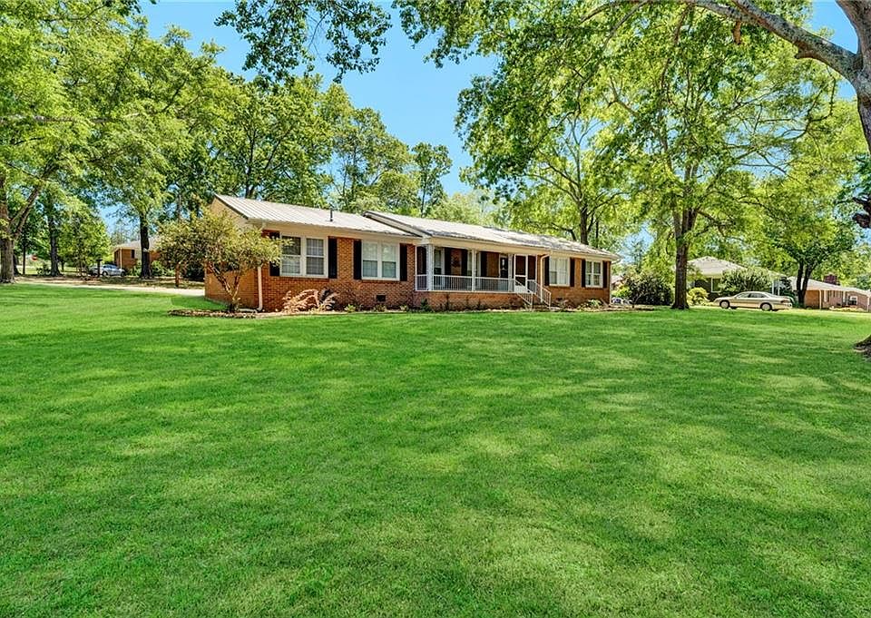 302 Forest Ln, Belton, SC 29627 | MLS #20262081 | Zillow