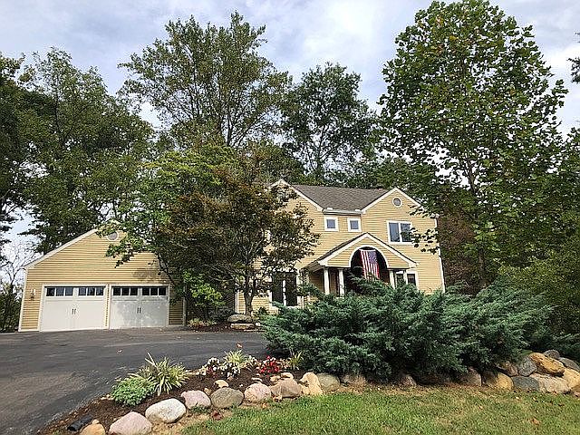 570 Four Mile Rd, Cincinnati, OH 45230 | Zillow