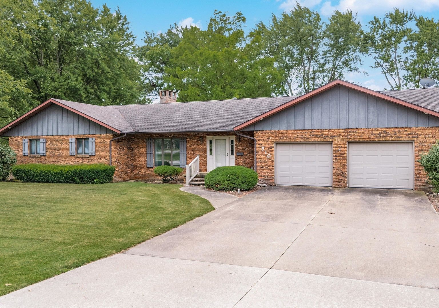 510 W Jackson St, Cullom, IL 60929 | Zillow