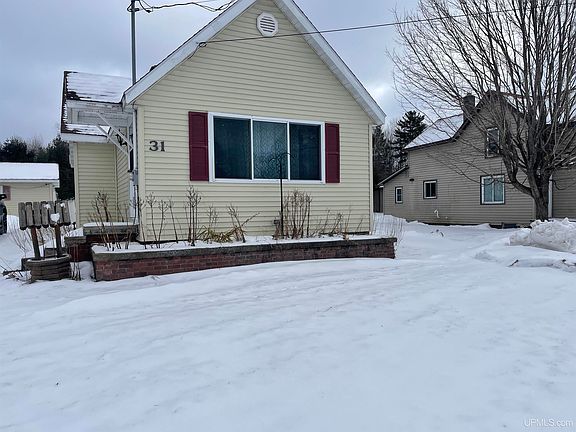 31 Oshkosh Ave, Gile, WI 54525 | MLS #50164012 | Zillow