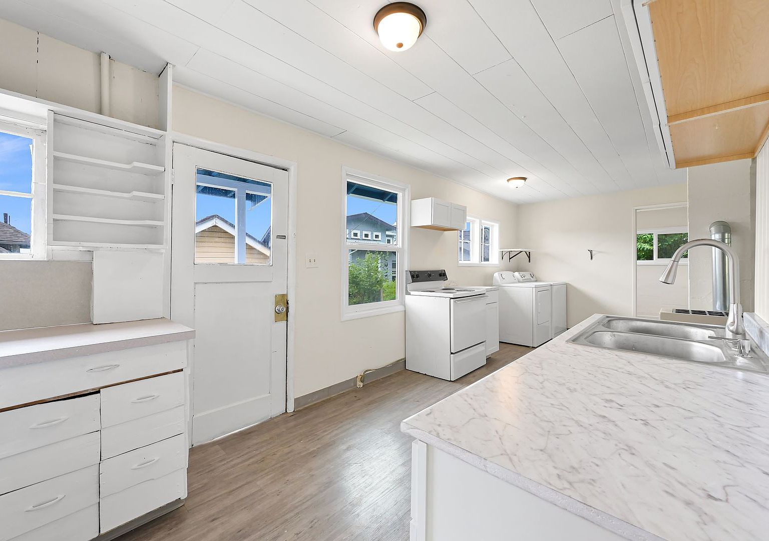 336 S Garden St, Bellingham, WA 98225 | Zillow