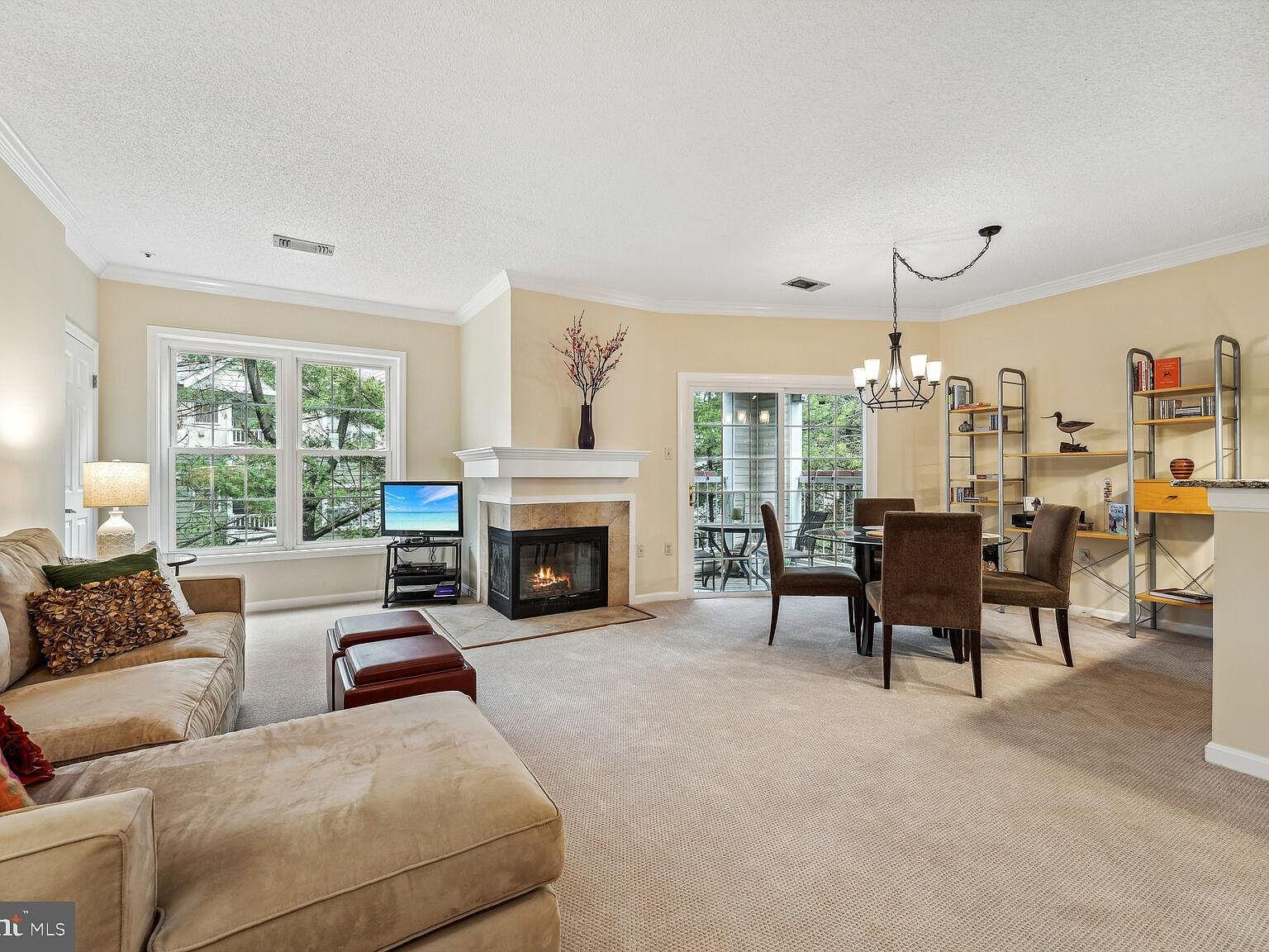 285 S Pickett St APT 301, Alexandria, VA 22304 | Zillow