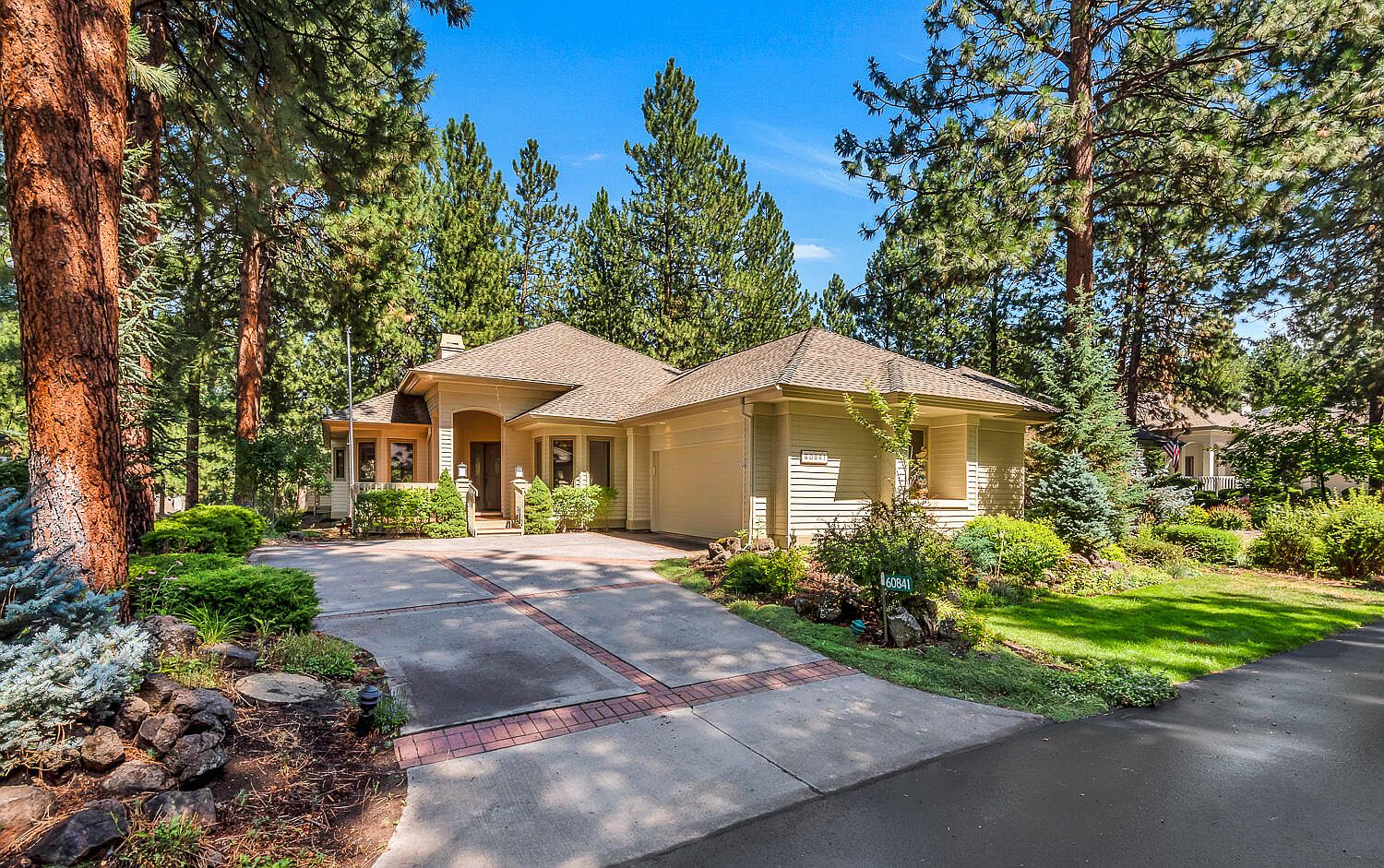 60841 Willow Creek Loop, Bend, OR 97702 | Zillow