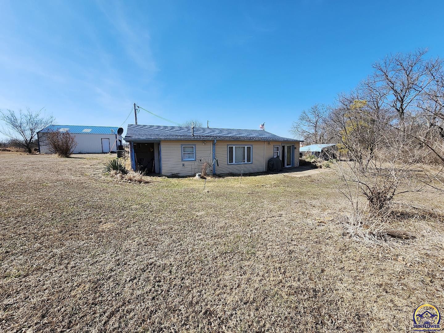 3751 W 117th St, Carbondale, KS 66414 | Zillow
