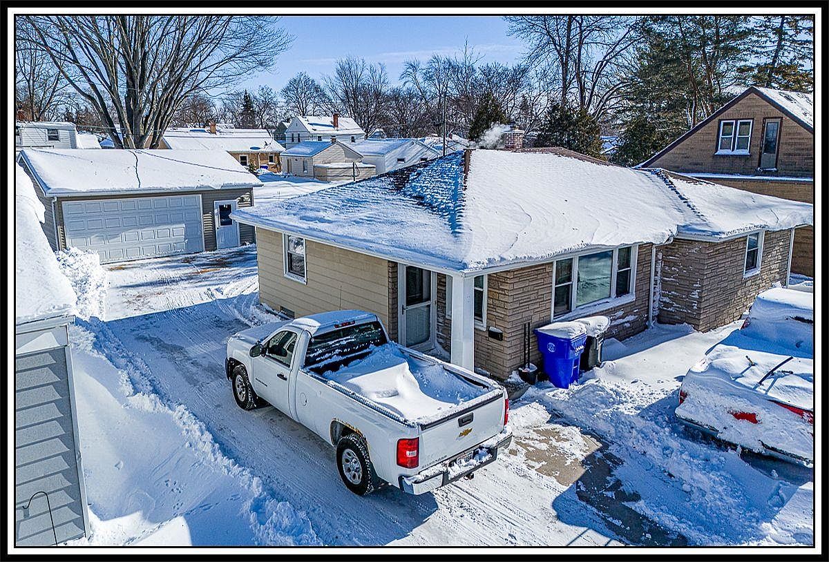 1906 S Memorial Dr, Appleton, WI 54915 | MLS #50284156 | Zillow