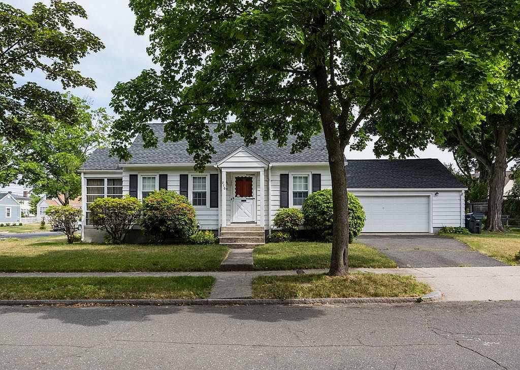 270 Cambria St, Springfield, MA 01118 | Zillow